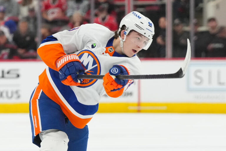 New York Islanders Rookie Defenceman Matthew Schaefer Making Quite the ...